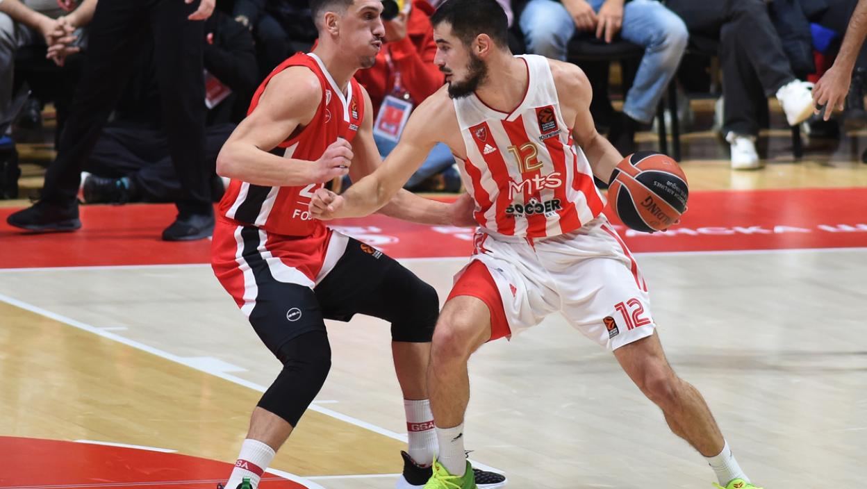 VREME JE ZA ISKORAK: Crveno-beli potpisali i SJAJNOG BEKA i šampiona Evrope i sveta!